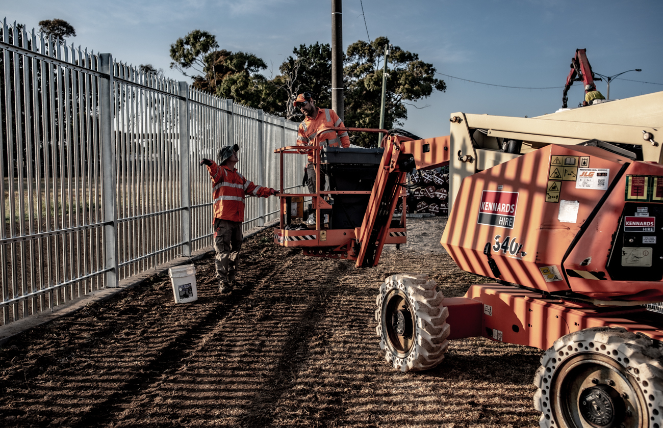 mornington. - black barrow.